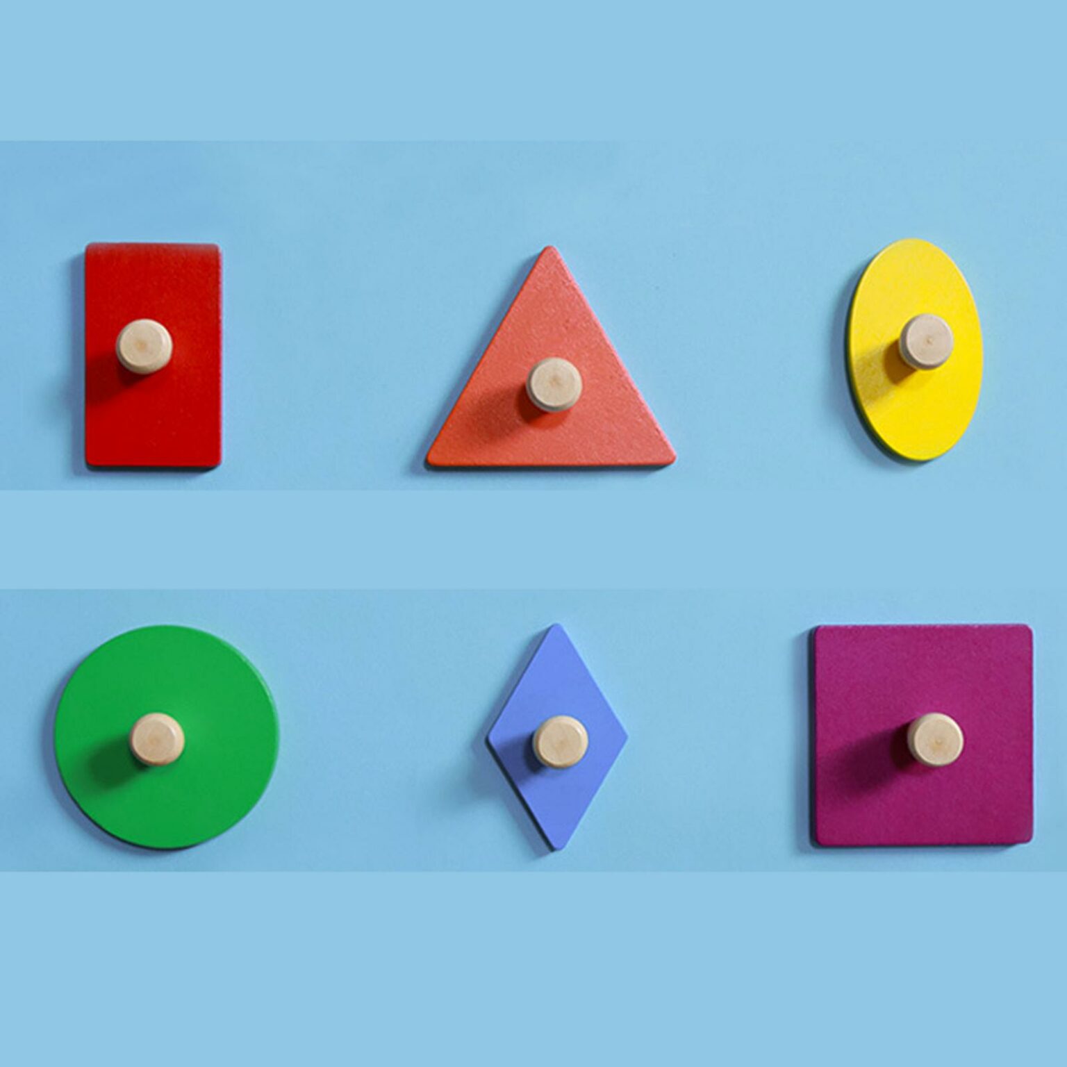 Jouet en bois Montessori formes géométriques • Essence du Bois